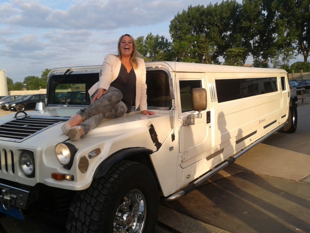 Hummer H1 limo, bruids- of trouwauto huren | XTREMELIMO